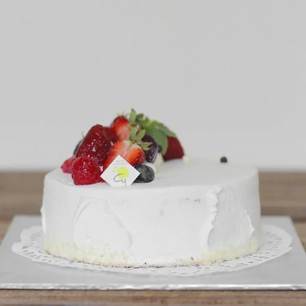 Chef Yamashita's Ichigo Deco - Cake | FLORAMOMENTS.SG Express Delivery
