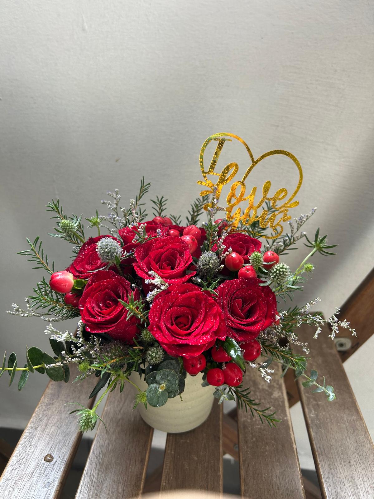 Seasonal Surprise Bouquet - Alpha | FLORAMOMENTS.SG Express Delivery